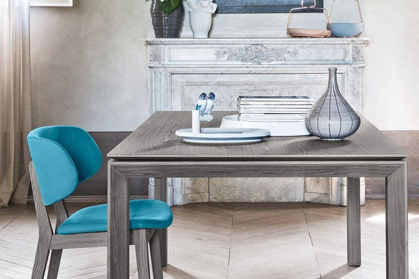 The contemporary Omnia extendable table made by Calligaris - Five ...