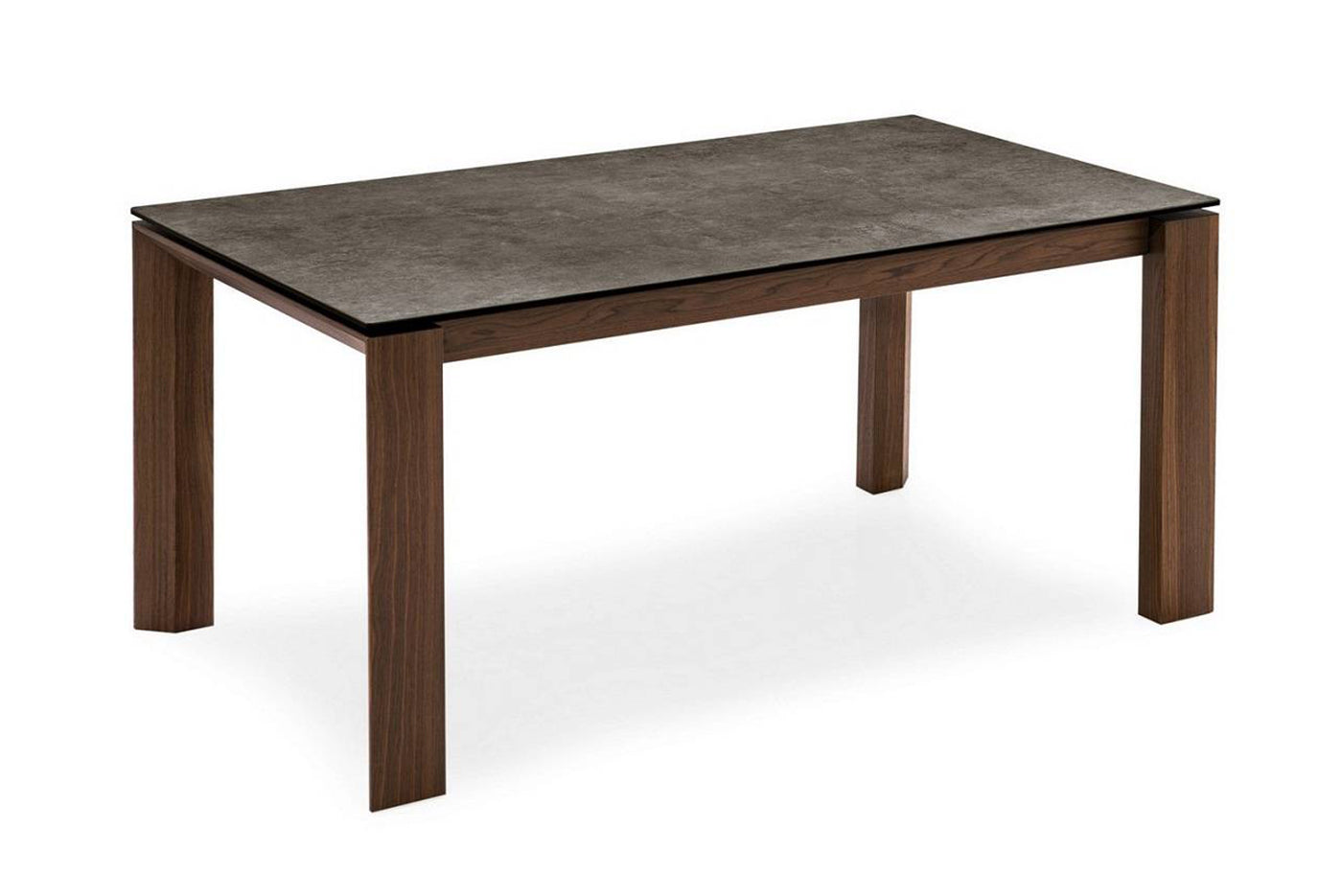 The modern Omnia extendable table made by Calligaris. - Five Elements ...